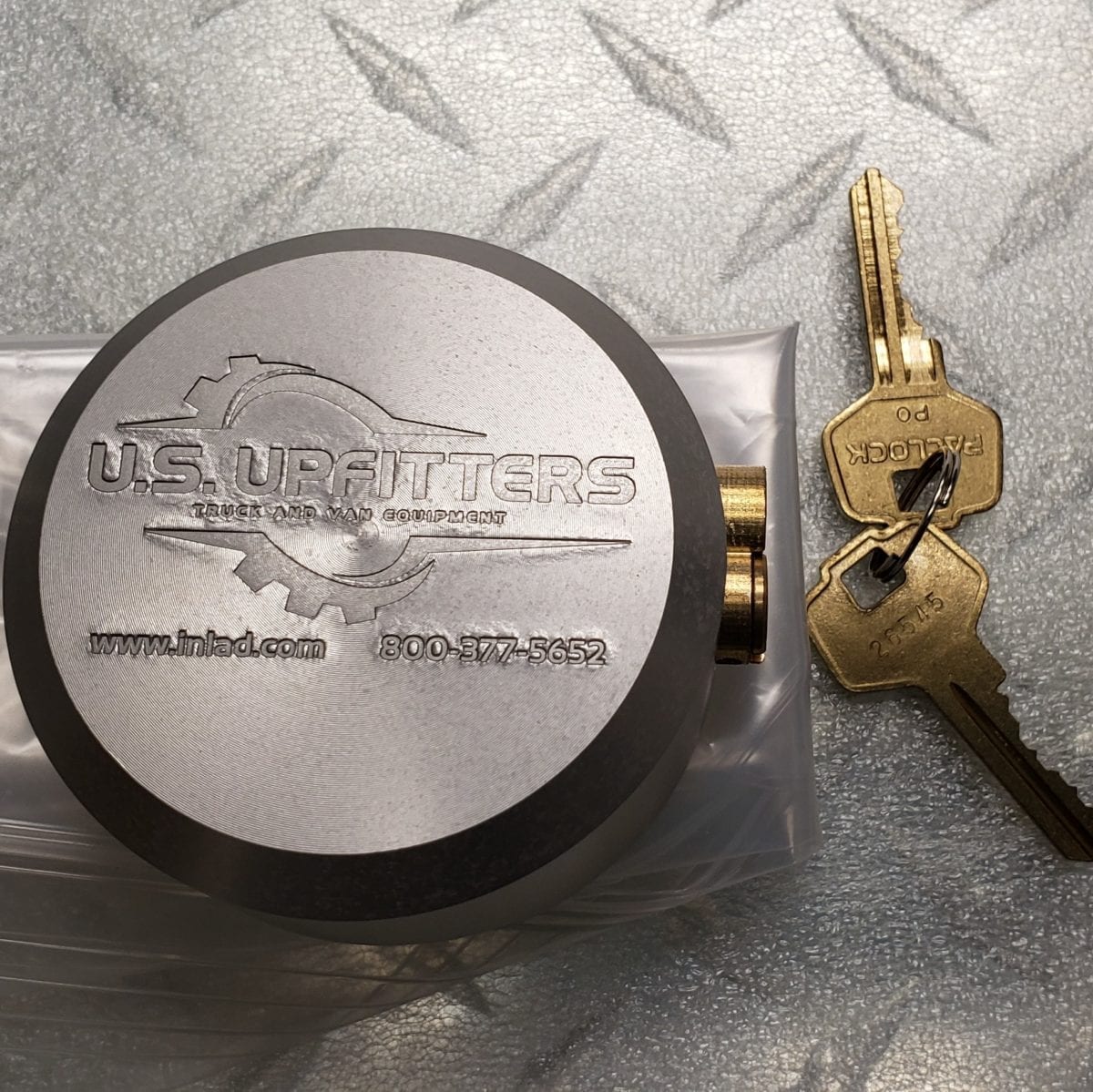 Pacific Lock Aluminum Hidden Shackle Puck Lock LOCK-YL400A | U.S. Upfitters